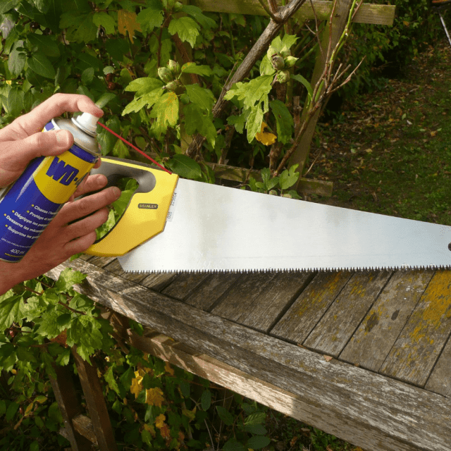 Le célèbre Produit Multifonction WD-40 dans son format d'origine